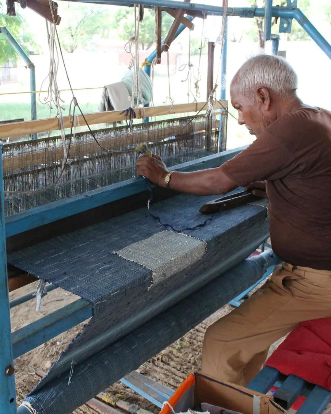 HANDWOVEN TEXTILE – clothostudio